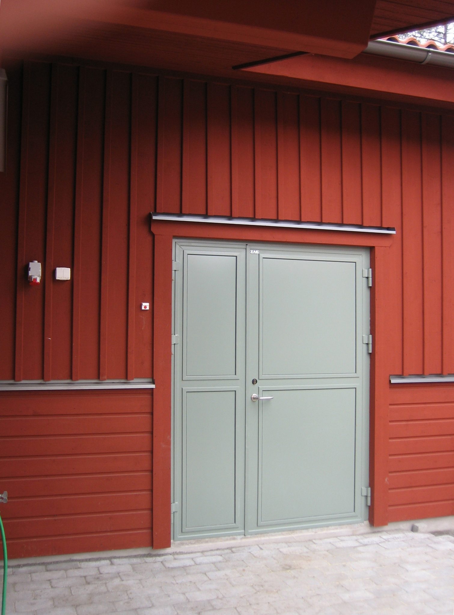 Slagporter og ståldører | EAB